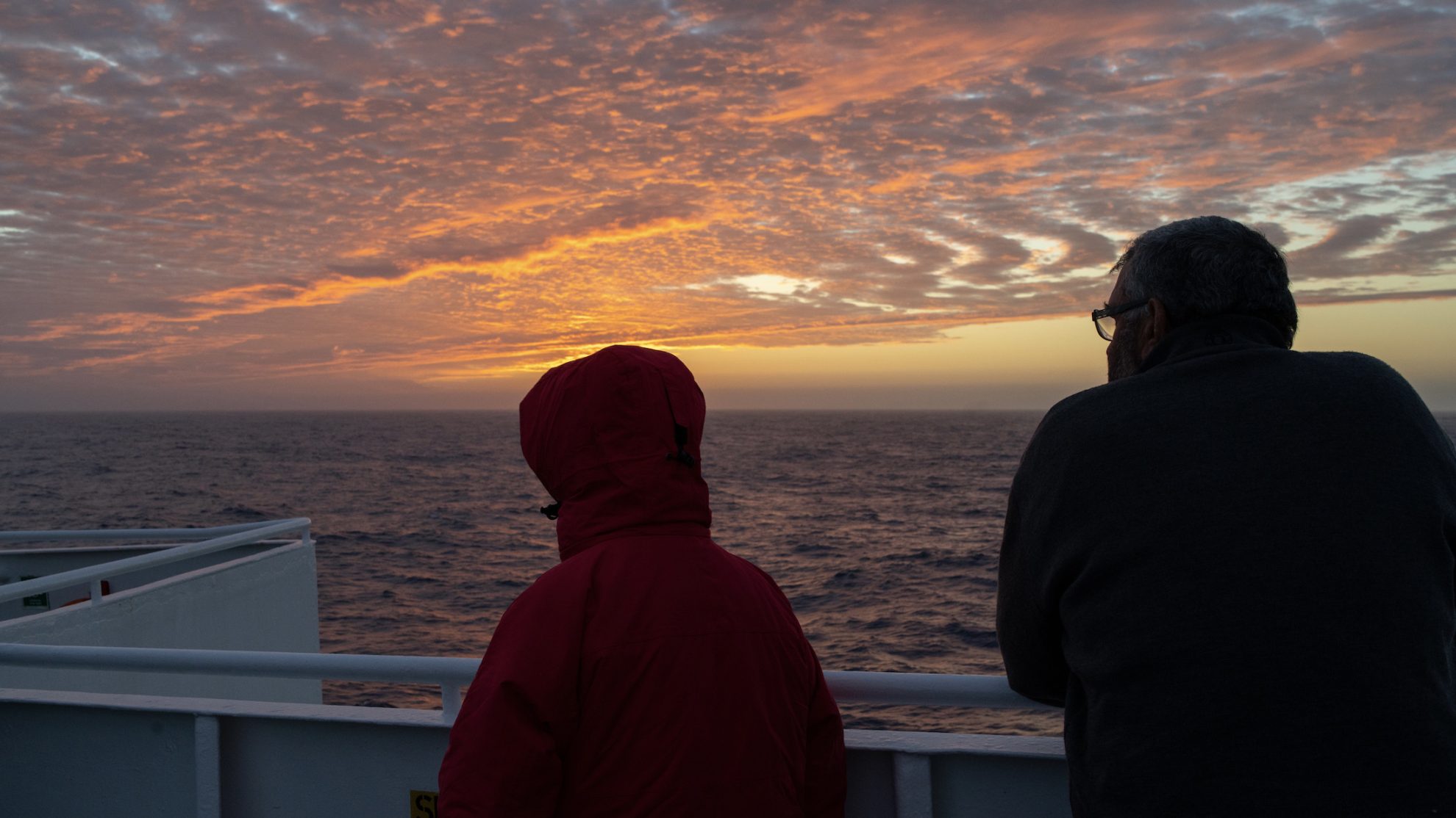 What is the Best Month to Cross the Drake Passage? - Swoop Antarctica Blog